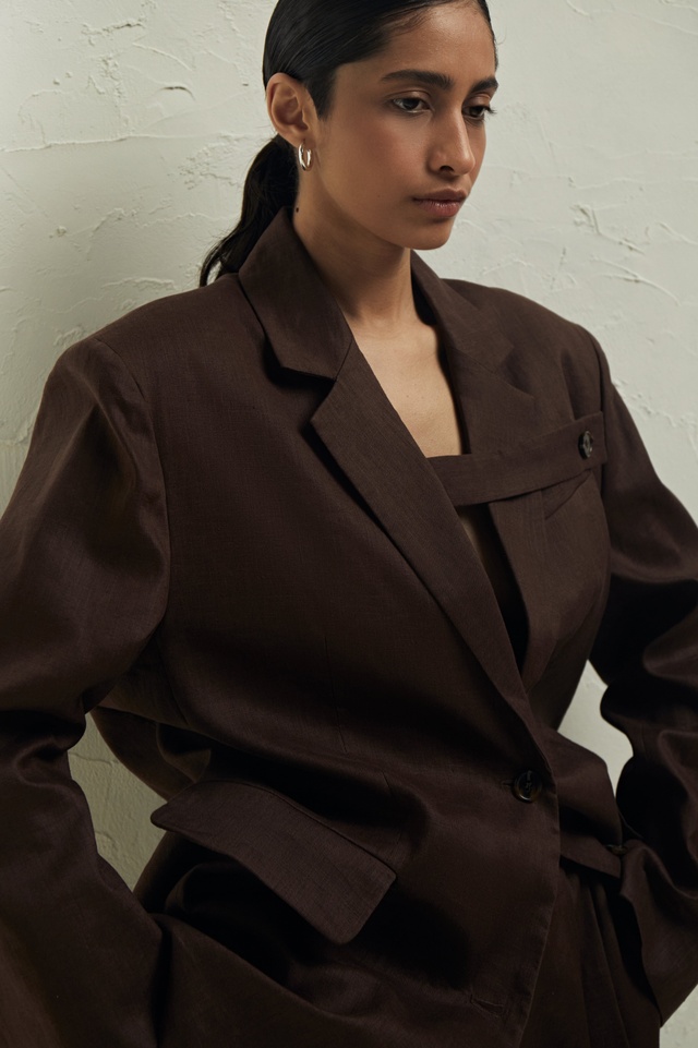 Single-breasted Blazer with Strap Detail - Chocolate | COOSH
